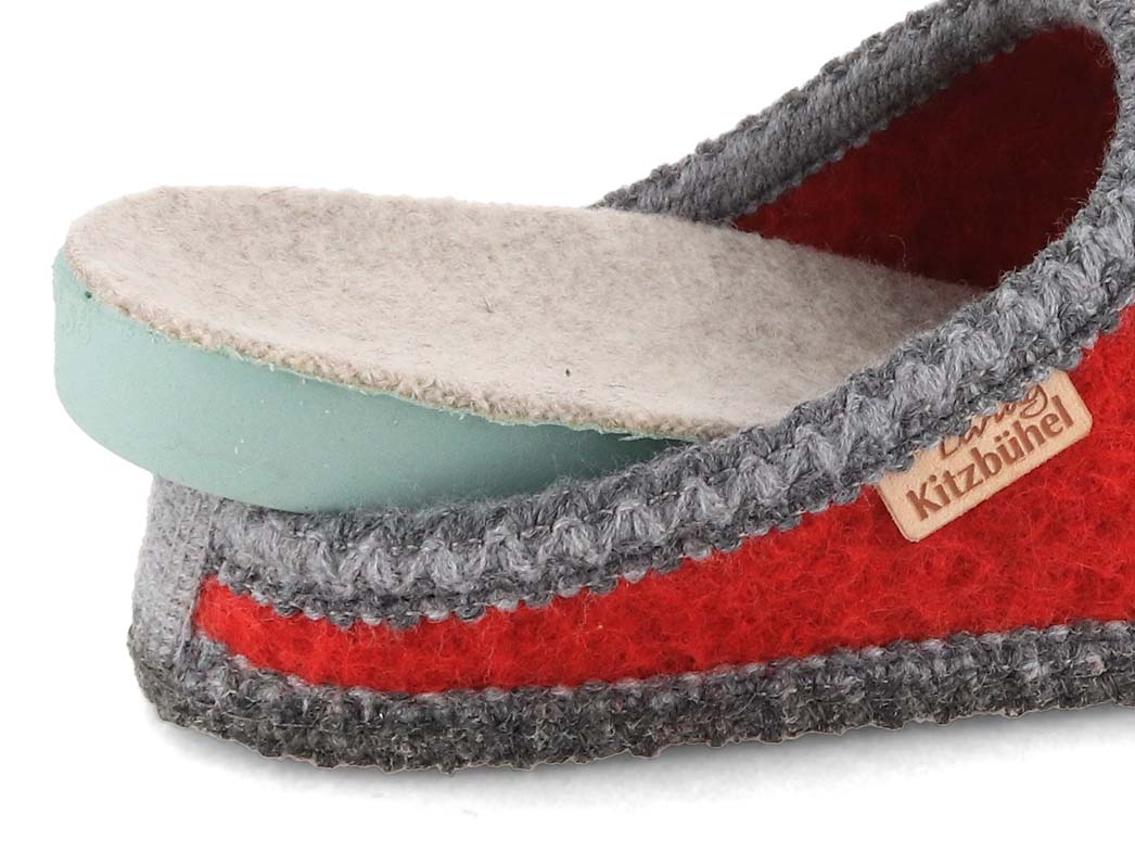 Living Kitzbühel Women Slippers| Uni crochet, Red