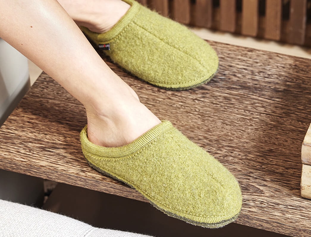 HAFLINGER | Wool Slipper Alaska, Alpine Green | Express