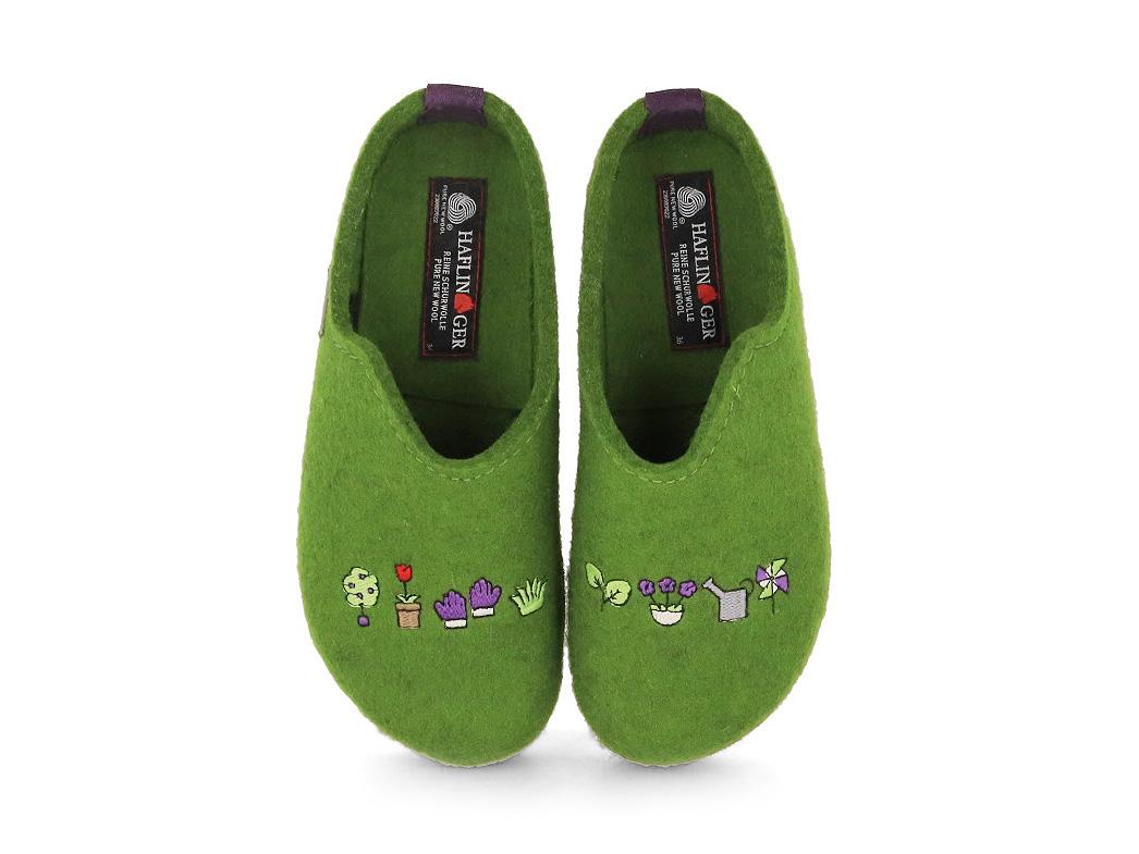 HAFLINGER Women Felt Clogs | Grizzly Luck in the Garden