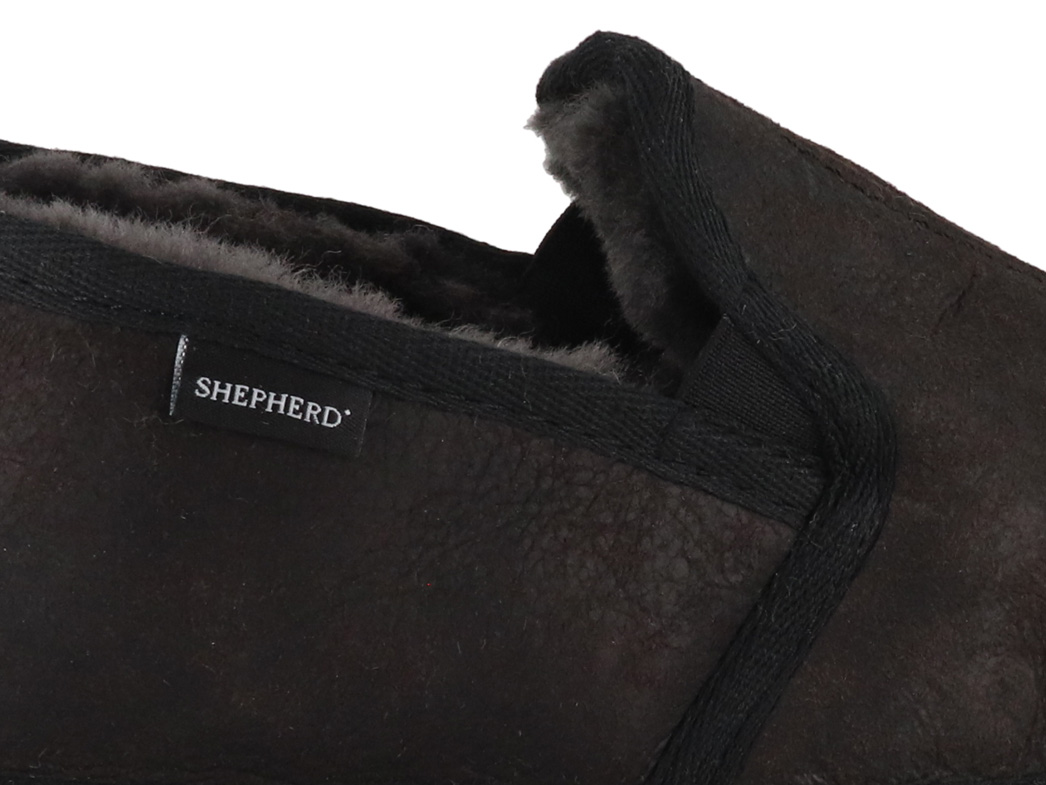 SHEPHERD Men Lambskin Slippers | Bosse, Black