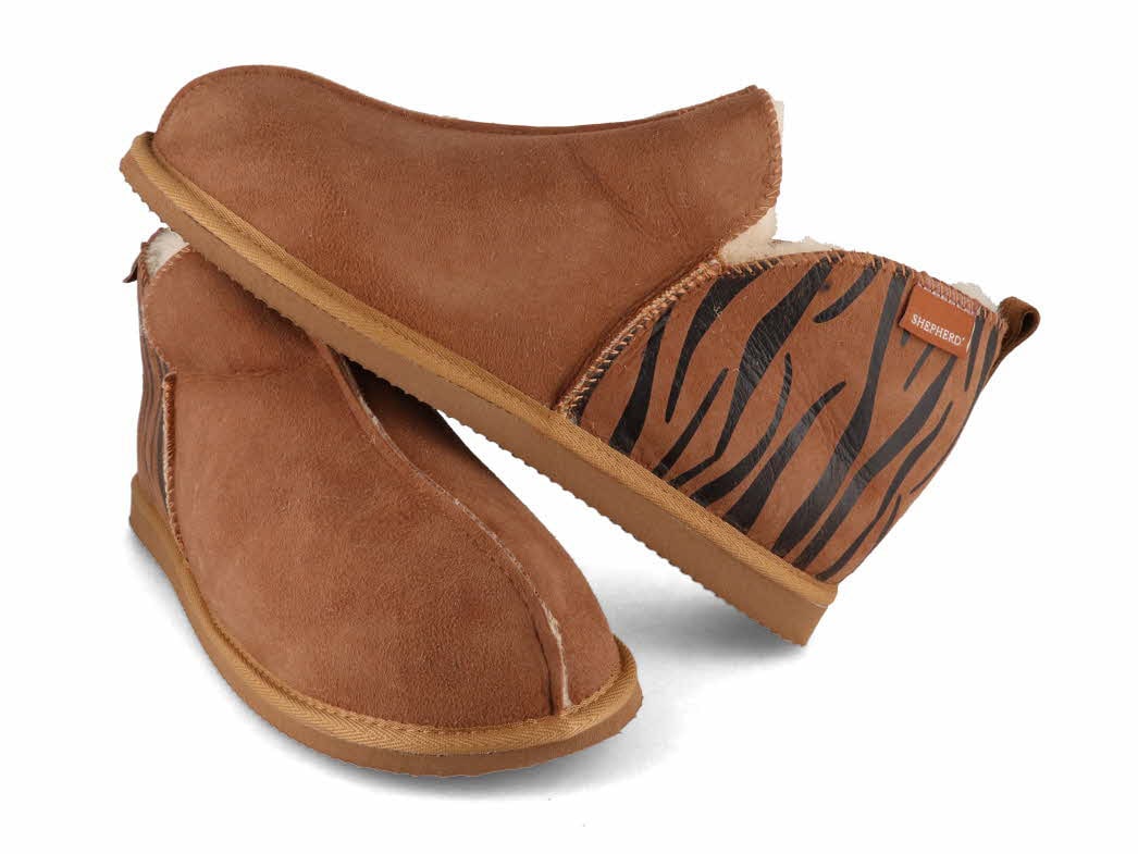 SHEPHERD Sheepskin Boots Annie, Chestnut Tiger