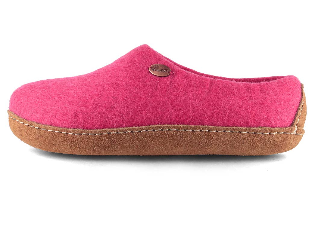 WoolFit Handmade Slippers | Footprint, Pink Wool